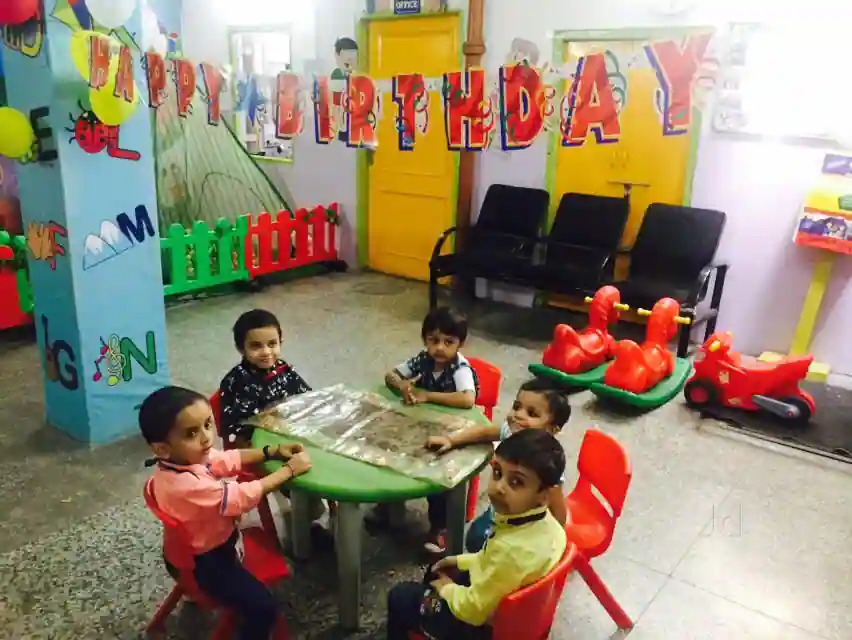 Glowing Roots Play School,Central Delhi -overview