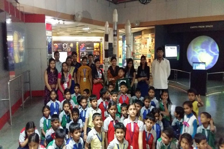 Brain Tree School ,Agra-overview